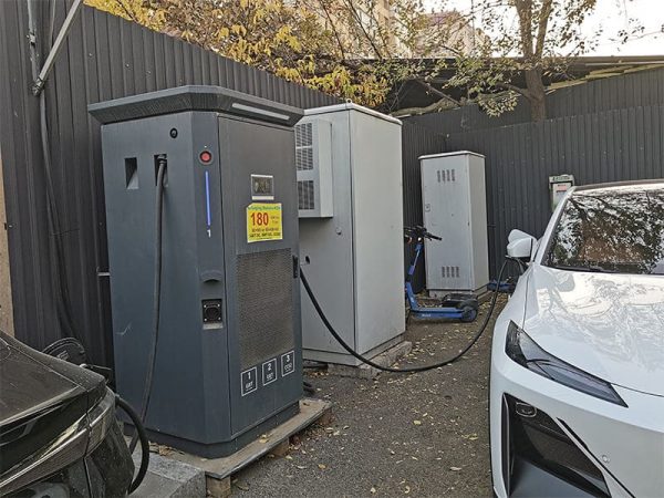 How many vehicles can floor standing EV charger serve daily? – Aegen EV ...